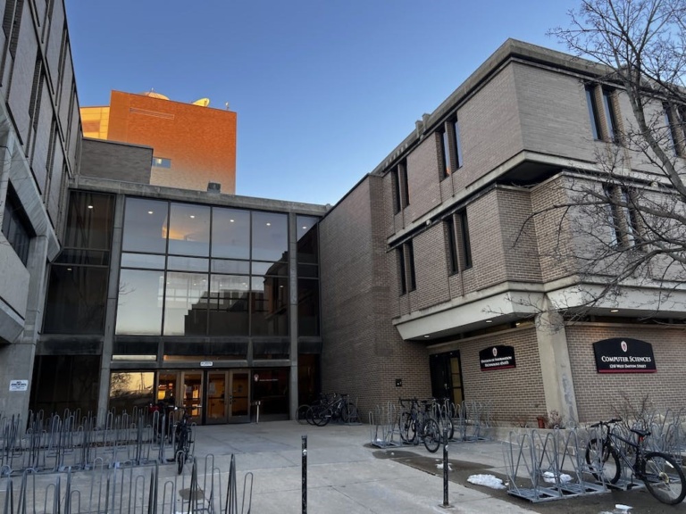 Daily Cardinal reports on growth of CDIS majors - School of Computer ...